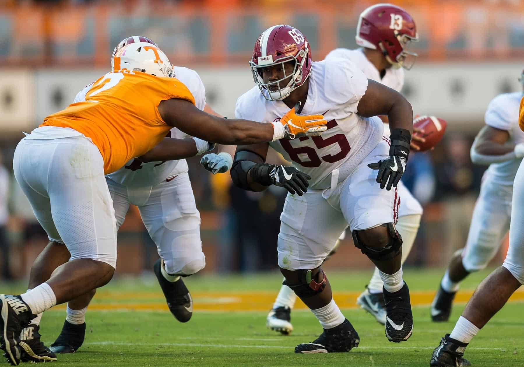 Guard Deonte Brown is the most underrated lineman of the 2021 class