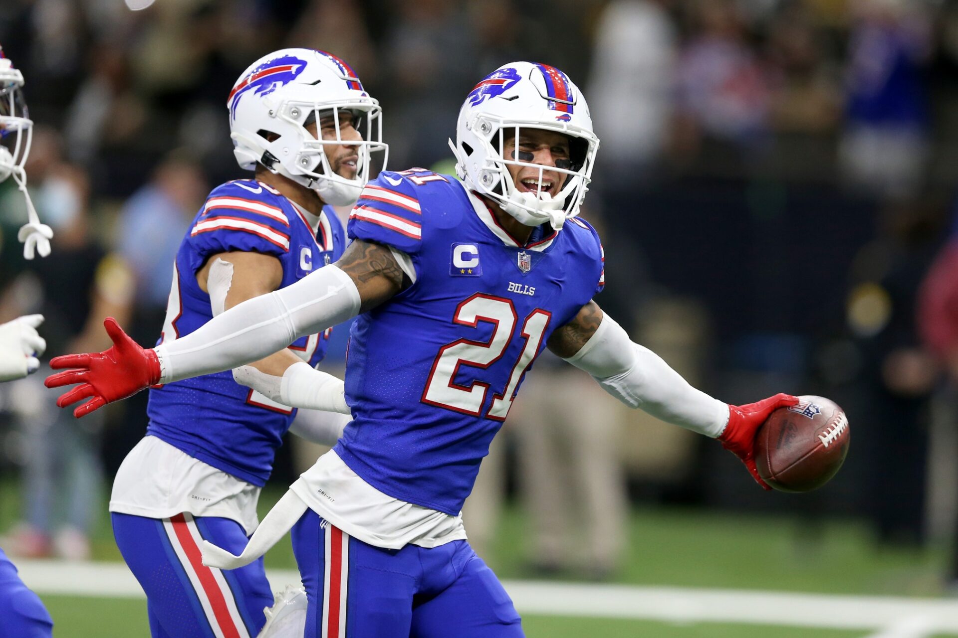 The Miami Dolphins Get Better at the Buffalo Bills' Expense