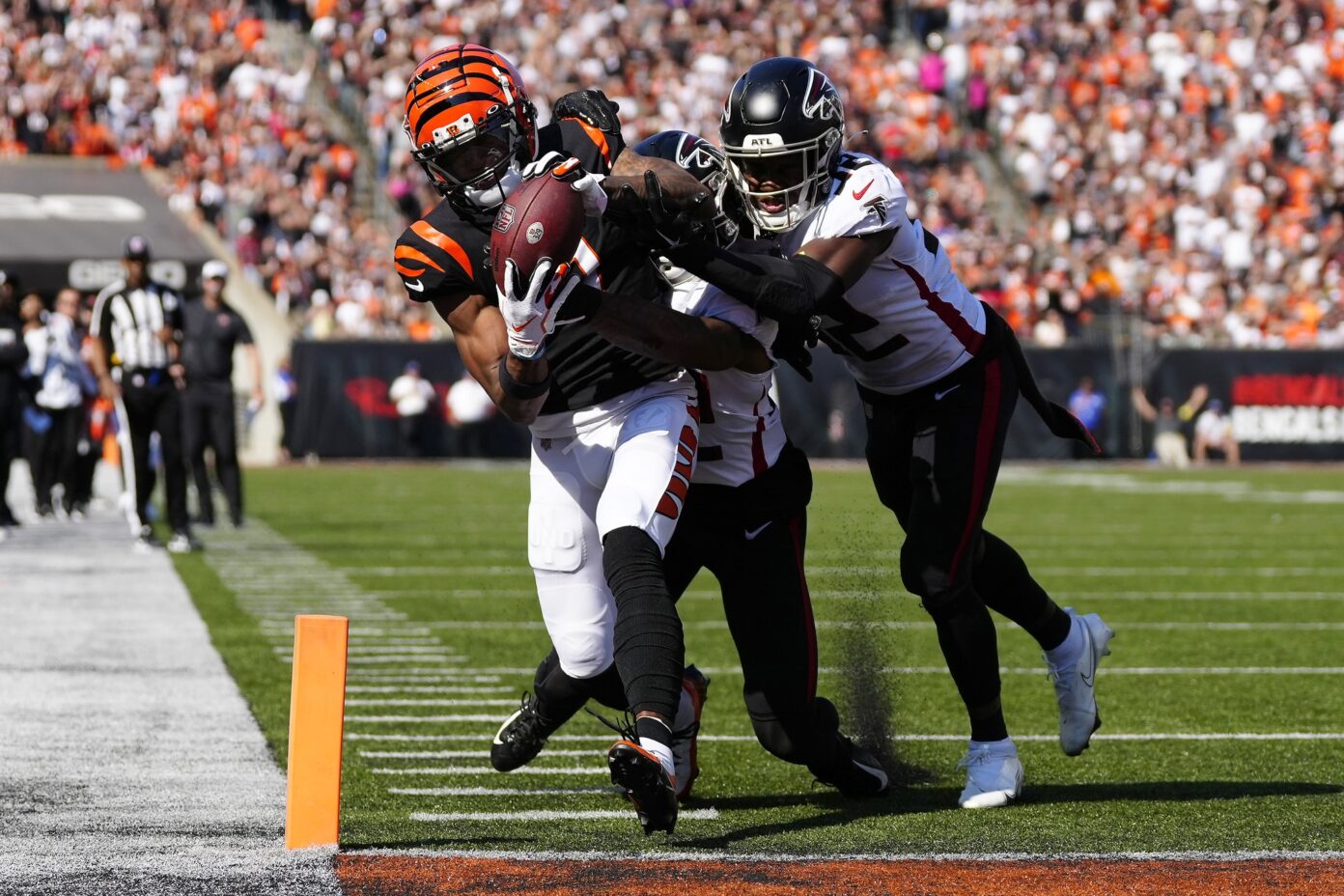 Ja'Marr Chase Injury Fallout: Fantasy Impact on Joe Burrow, Tee Higgins ...