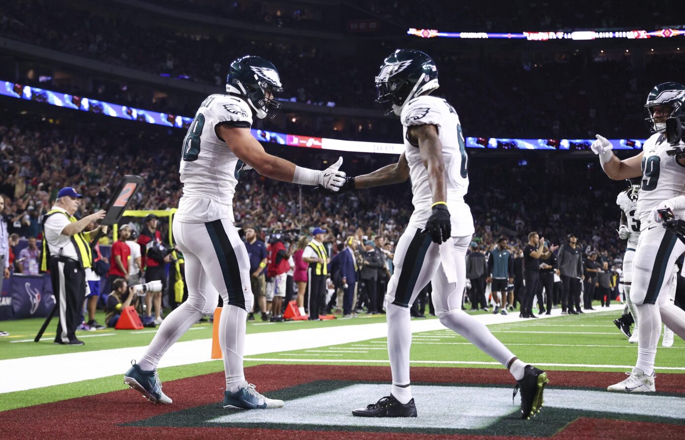 Top Anytime TD Scorer Predictions Week 10: Expect Many End-Zone ...