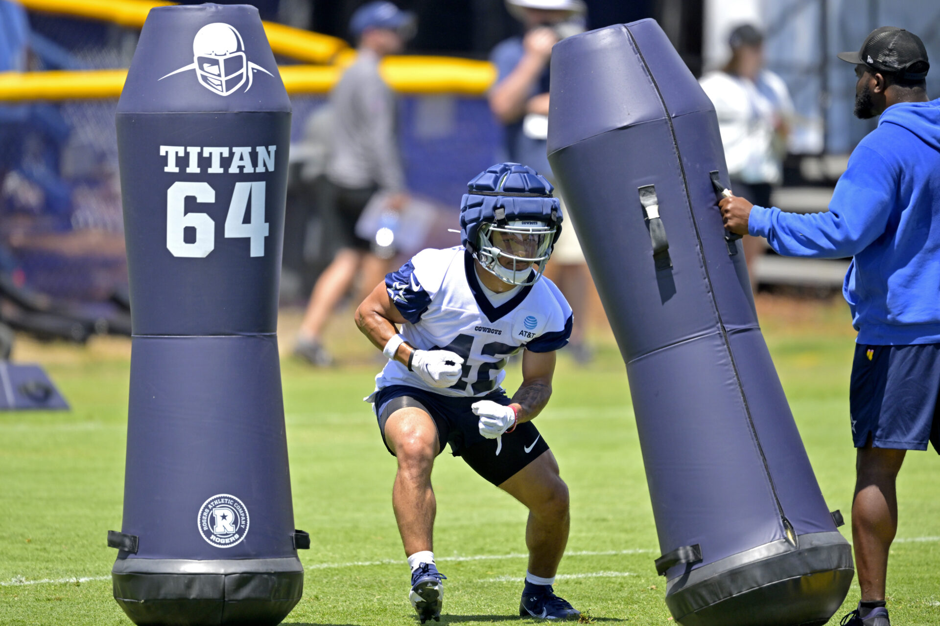 'Truly Hard for the Defense To See When He’s Back There Behind the ...