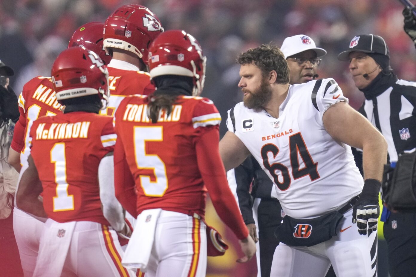 Explaining NFL Captain Patches: What Stars on Jerseys Mean and Why Are ...