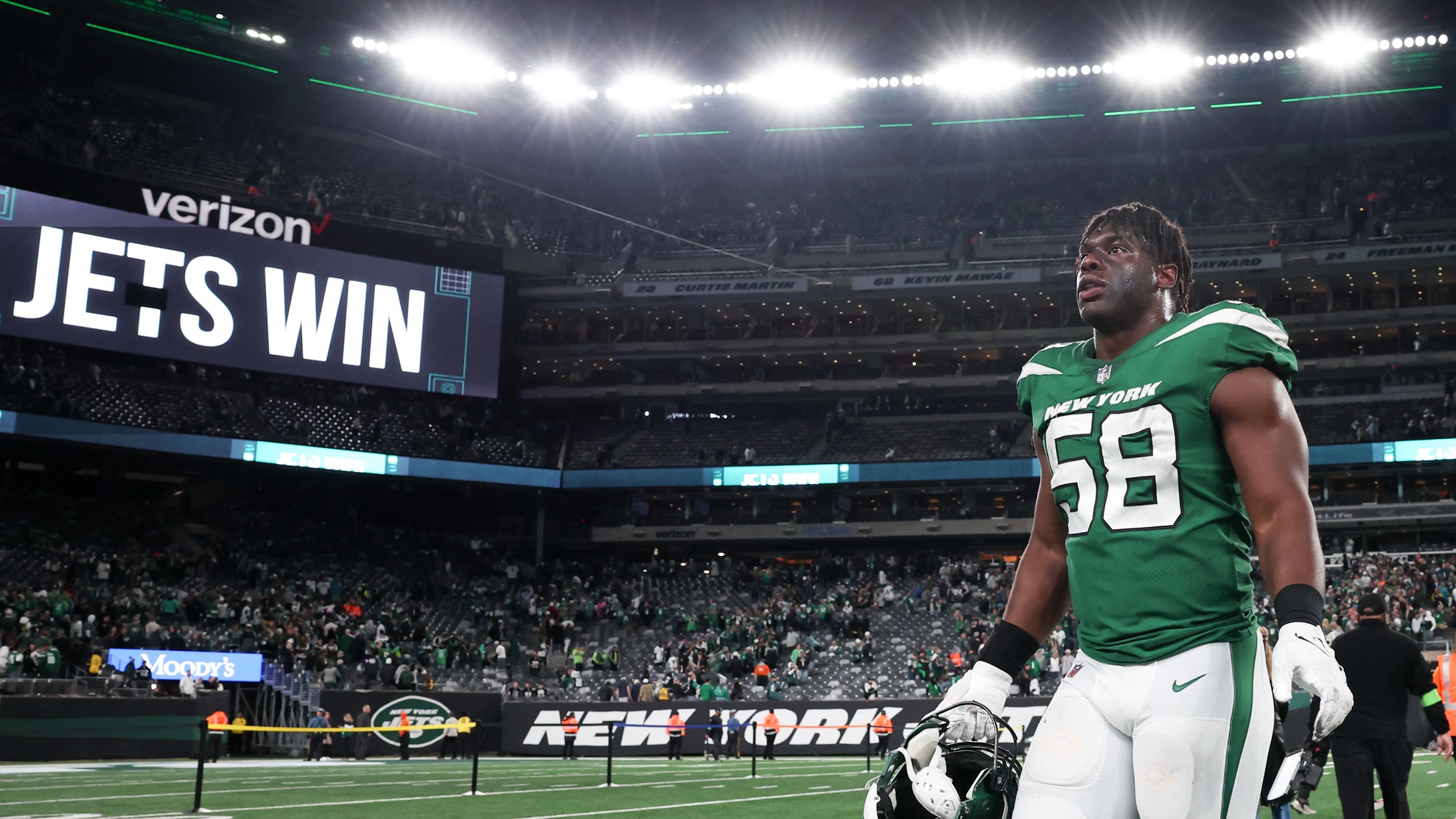 New York Jets News and Rumors: Is Carl Lawson Still Part of Gang Green ...