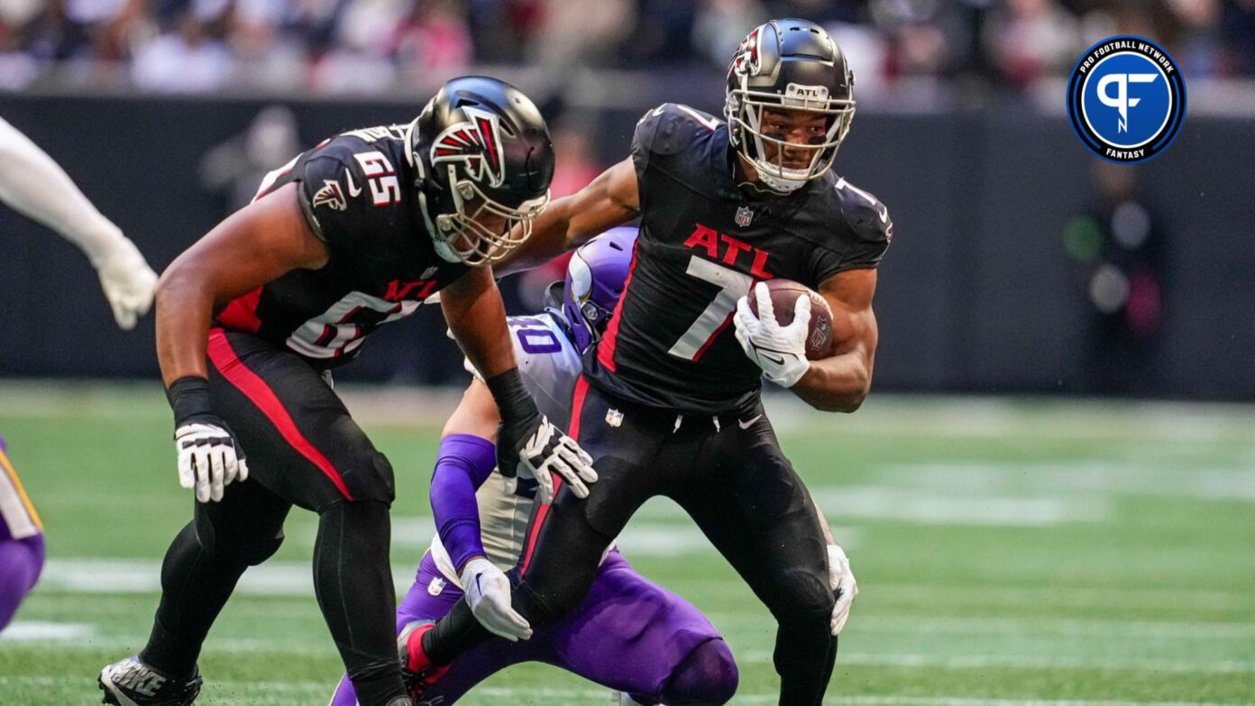 NFL Week 10 Underdog Pick’ems for Sunday Include Austin Ekeler, Bijan Robinson, and Deebo Samuel