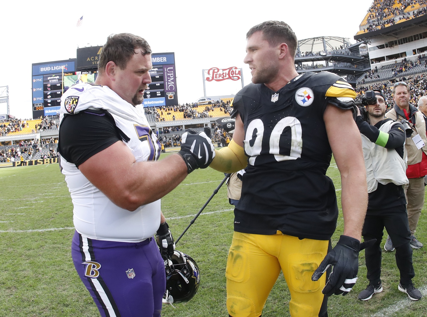 Who Are the Steelers-Ravens Announcers Today on ESPN? Everything You ... Who Are the Steelers-Ravens Announcers Today on ESPN? Everything You ...