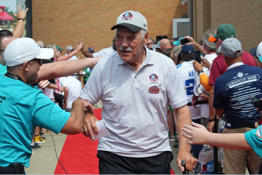 Who Is Larry Csonka? Dolphins Legend Has a Special Role for Super Bowl 58