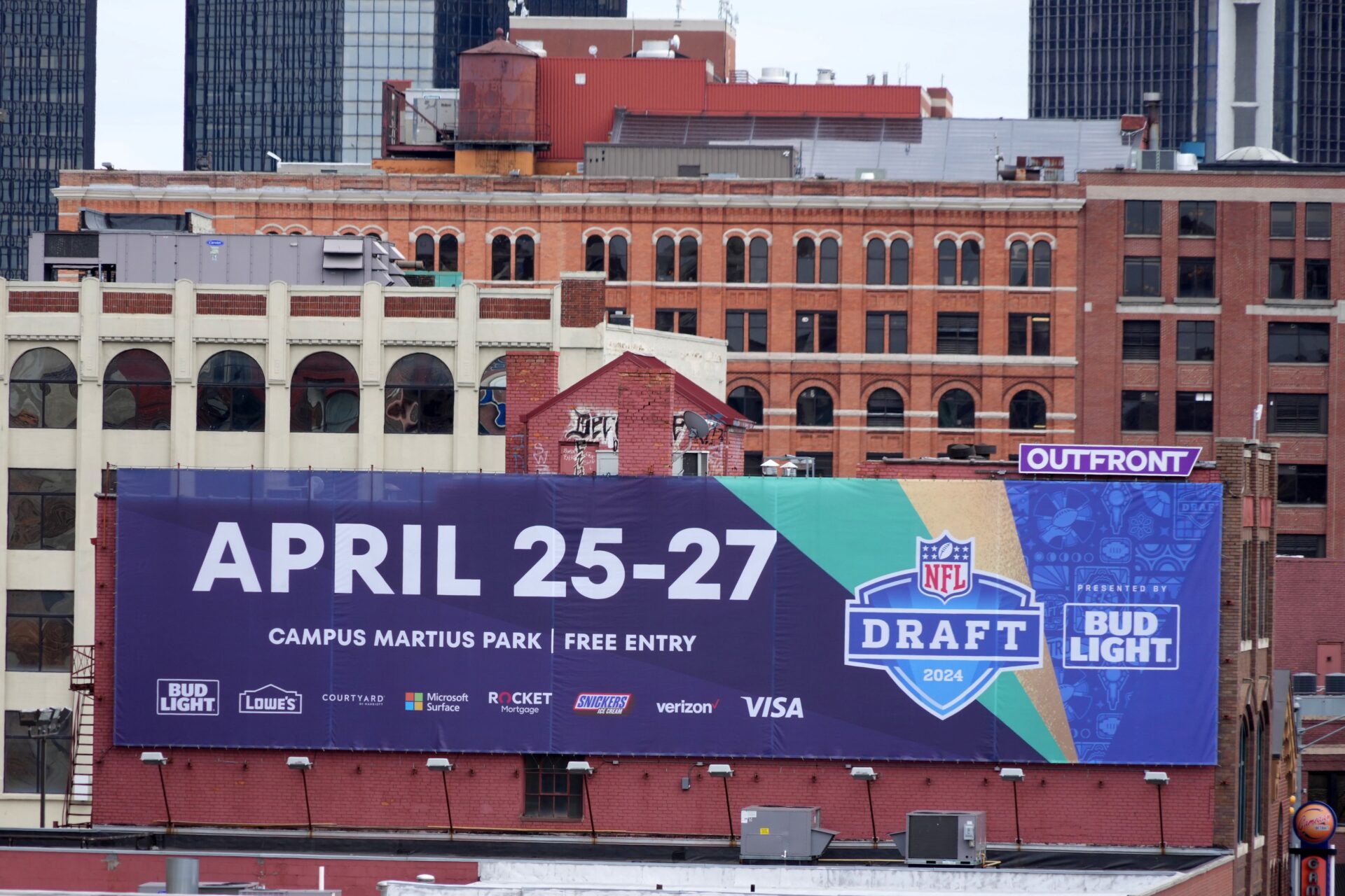 The Fantasy Footballers Draft Special: How To Watch, Commentators, and More